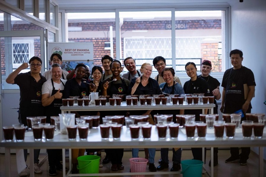 Abahinzi bishimira imyaka 12 ya JICA mu guteza imbere ikawa y’u ...